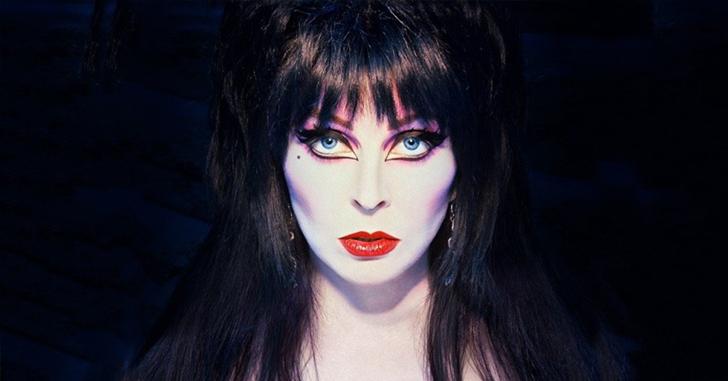 Elvira: A Rainha das Trevas - Atriz do filme original está cogitando ... Elvira: A Rainha das Trevas - Atriz do filme original está cogitando ...